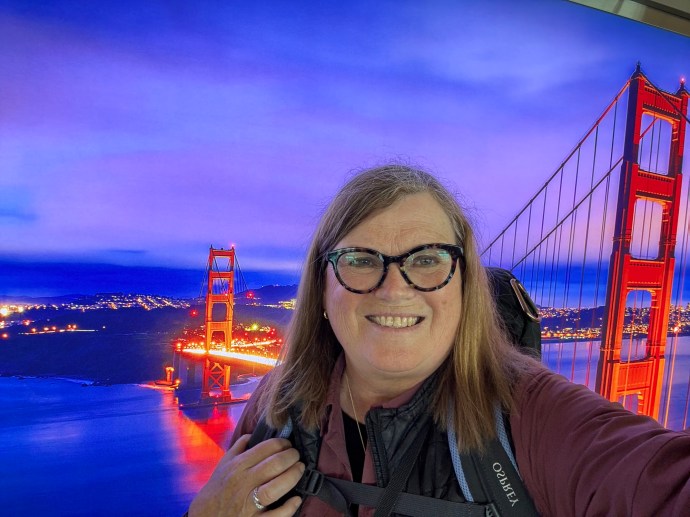 Planes, buses, time zones, joy | One Footestep at a Time