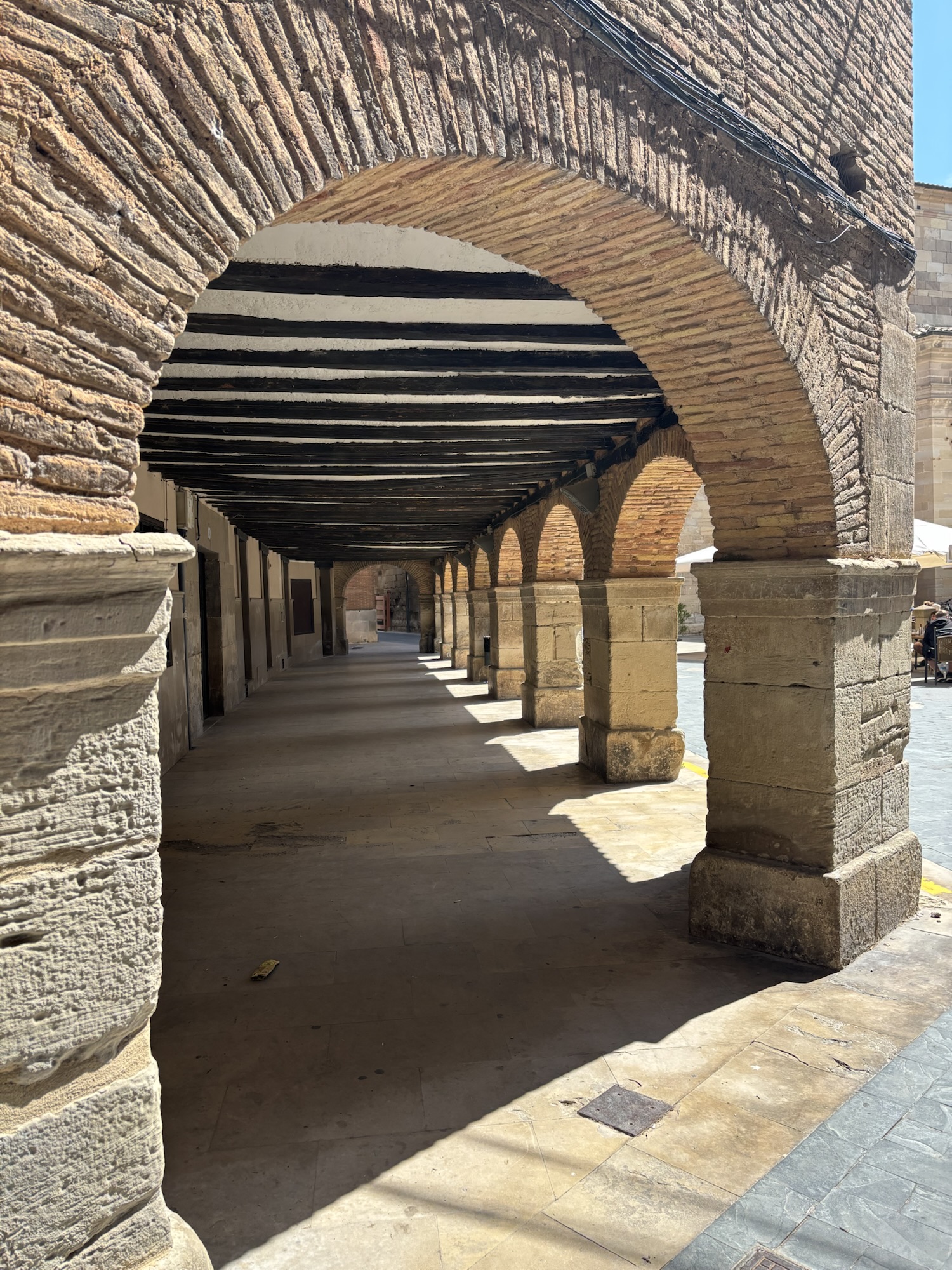 To Los Arcos, 12.2k | One Footestep at a Time